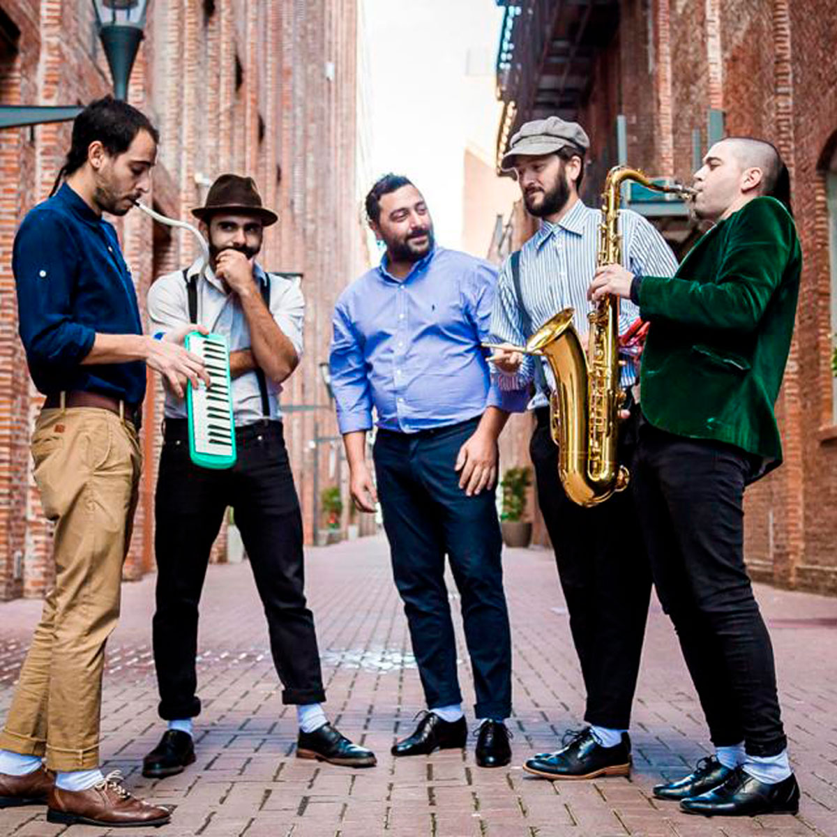 PERRO SUIZO - Vorterix Santa Rosa